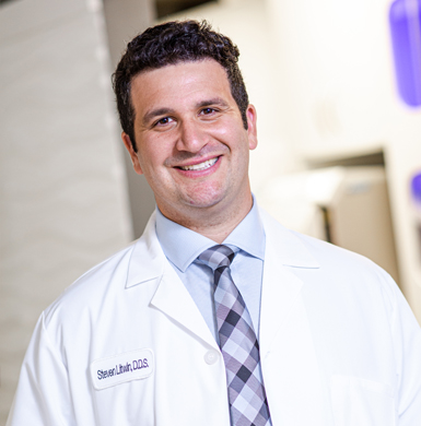 Meet Our Dental Team | CNE Dental